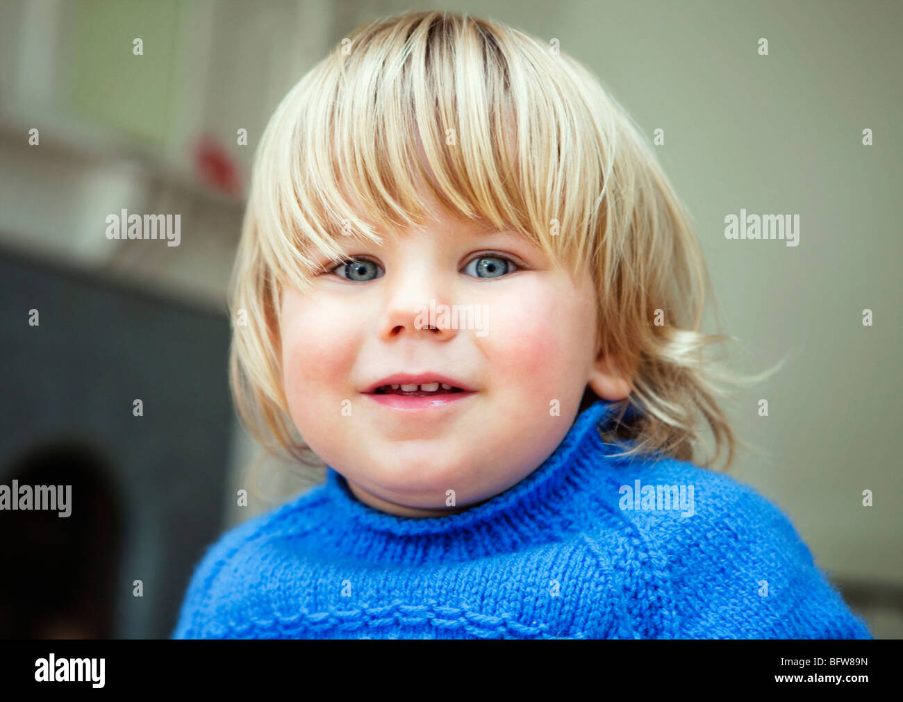 A boy toddler smiling to camera Stock Photo - Alamy