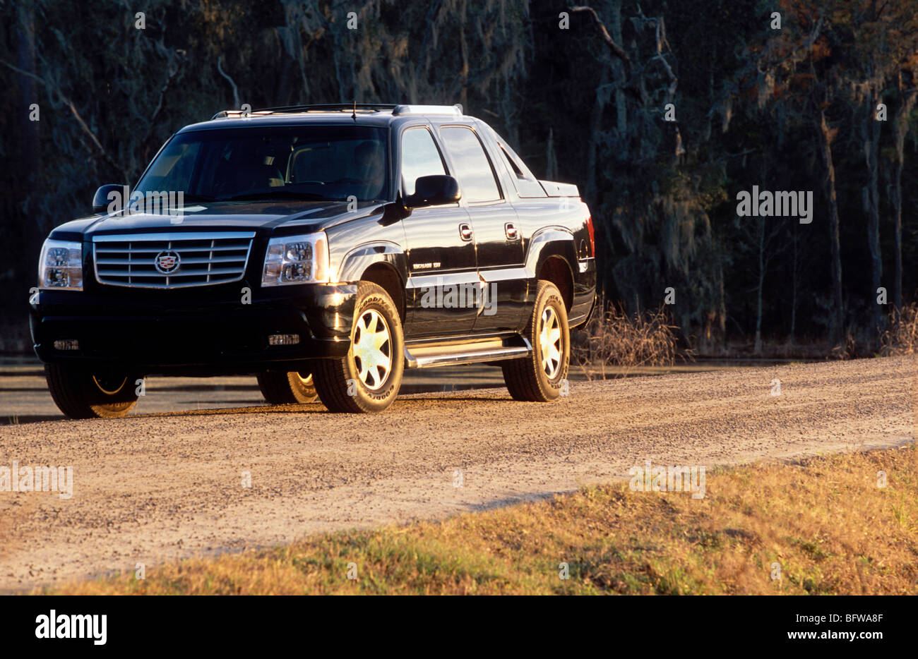 Cadillac Escalade pick up 2002 Stock Photo - Alamy