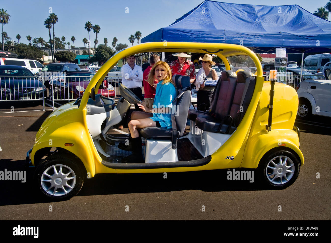 Car exhibition hi-res stock photography and images - Alamy