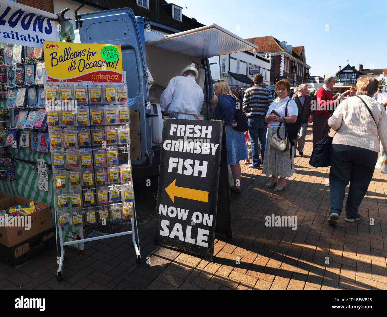 Epsom high street hi-res stock photography and images - Alamy