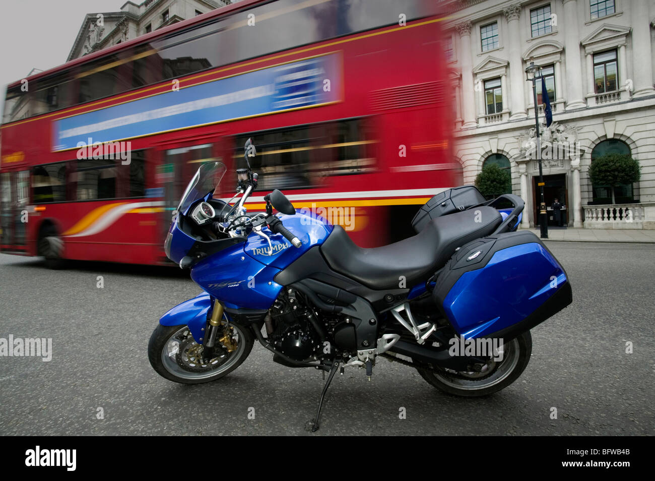 Triumph Tiger 1050 riding in central London UK Stock Photo - Alamy