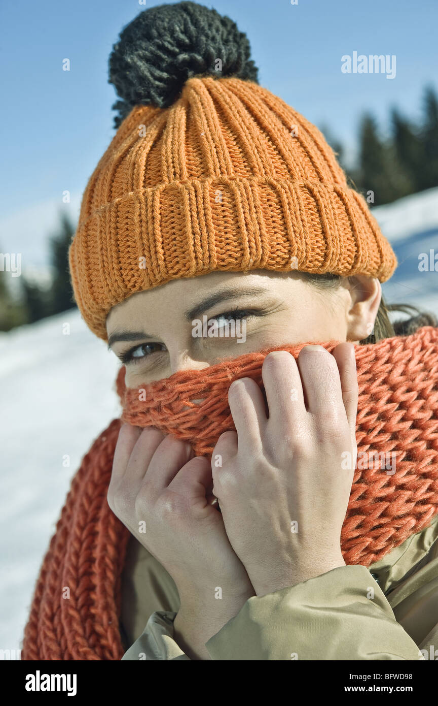 Woman scarf covering nose mouth hi-res stock photography and images - Alamy
