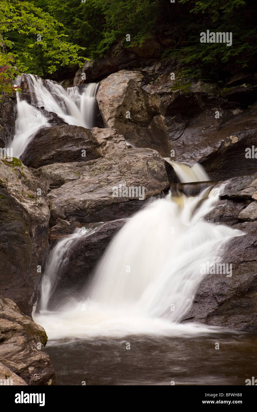 Tumbling river hi-res stock photography and images - Alamy