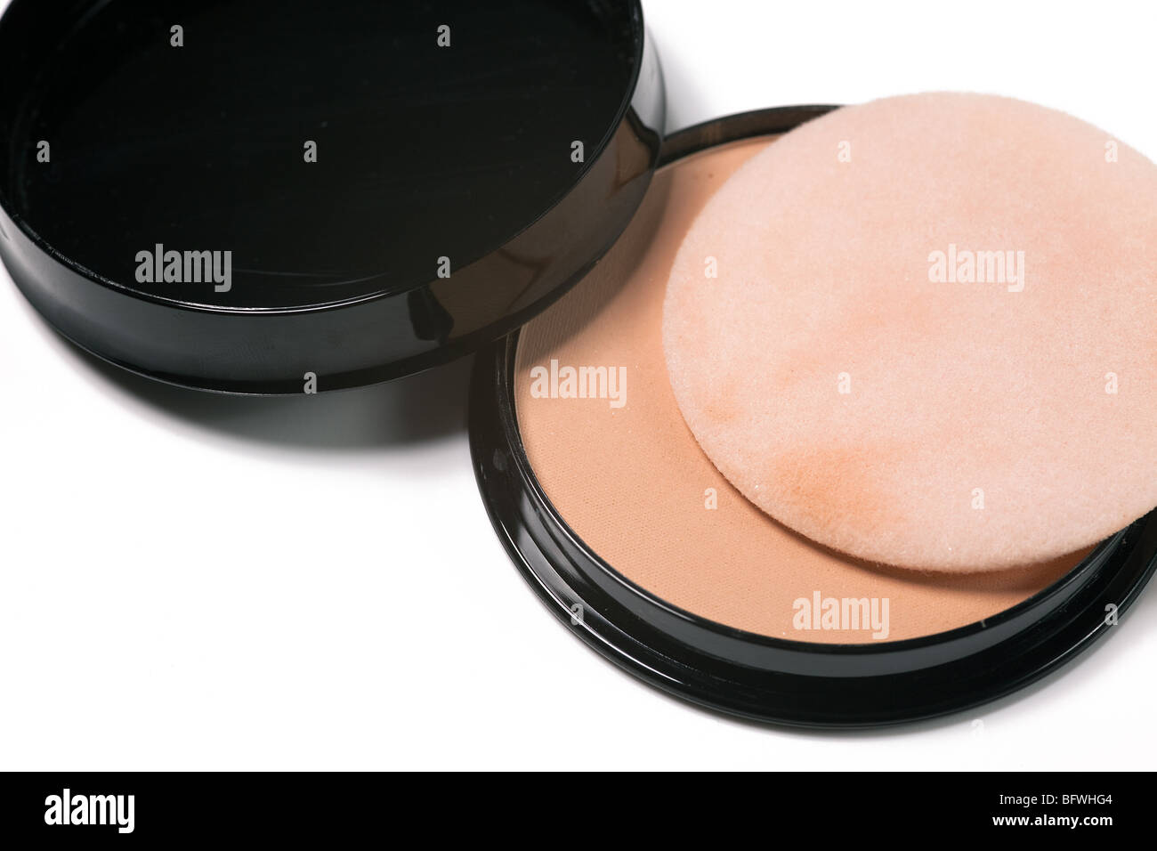 cosmetic powder compact isolated on white background Stock Photo - Alamy