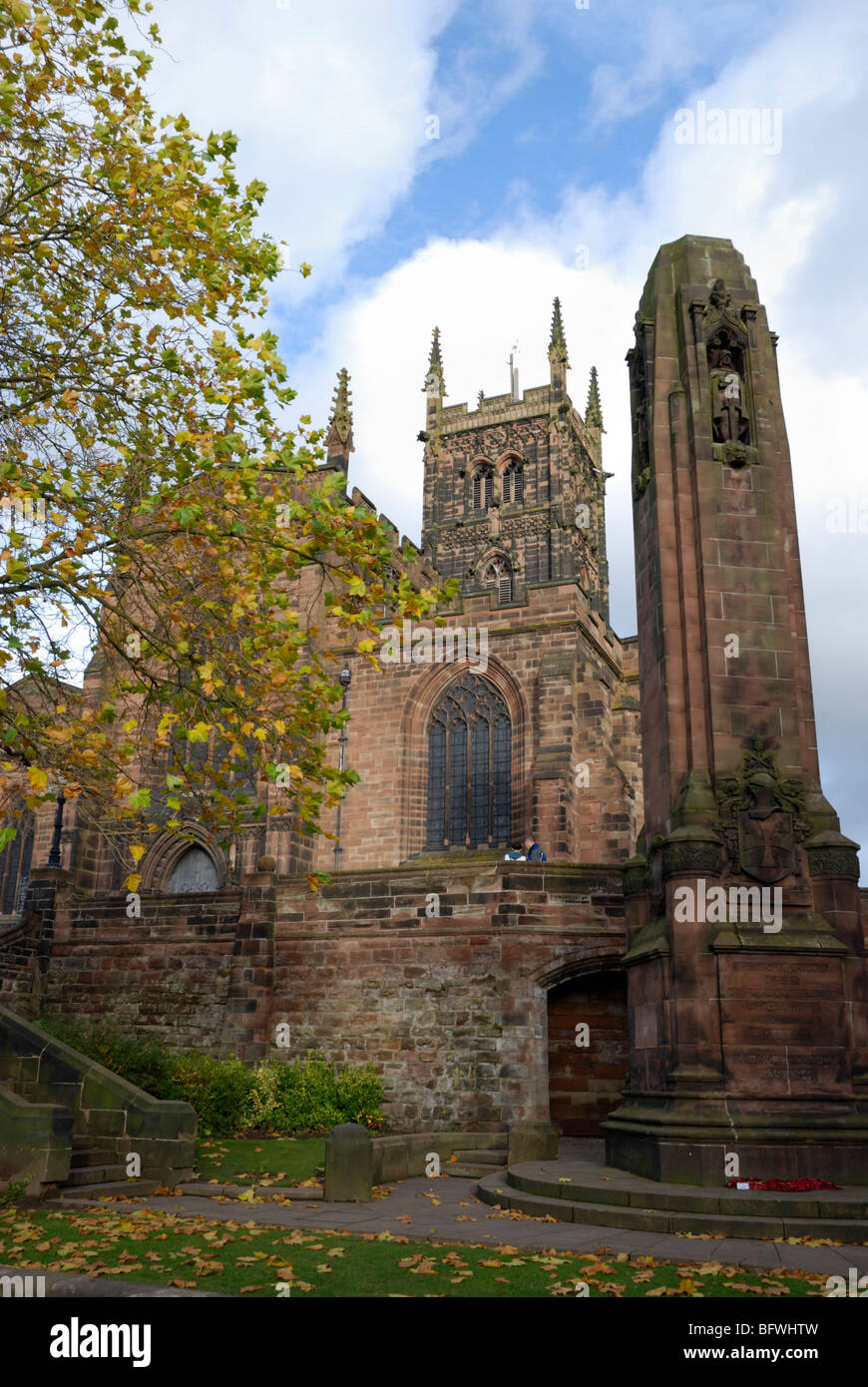 St peters collegiate church wolverhampton hi-res stock photography and ...