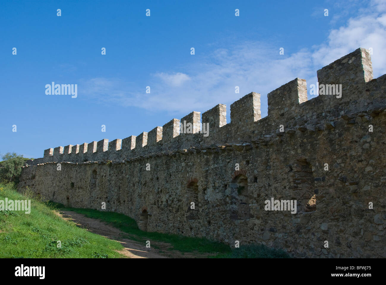 Wall ramparts hi-res stock photography and images - Alamy