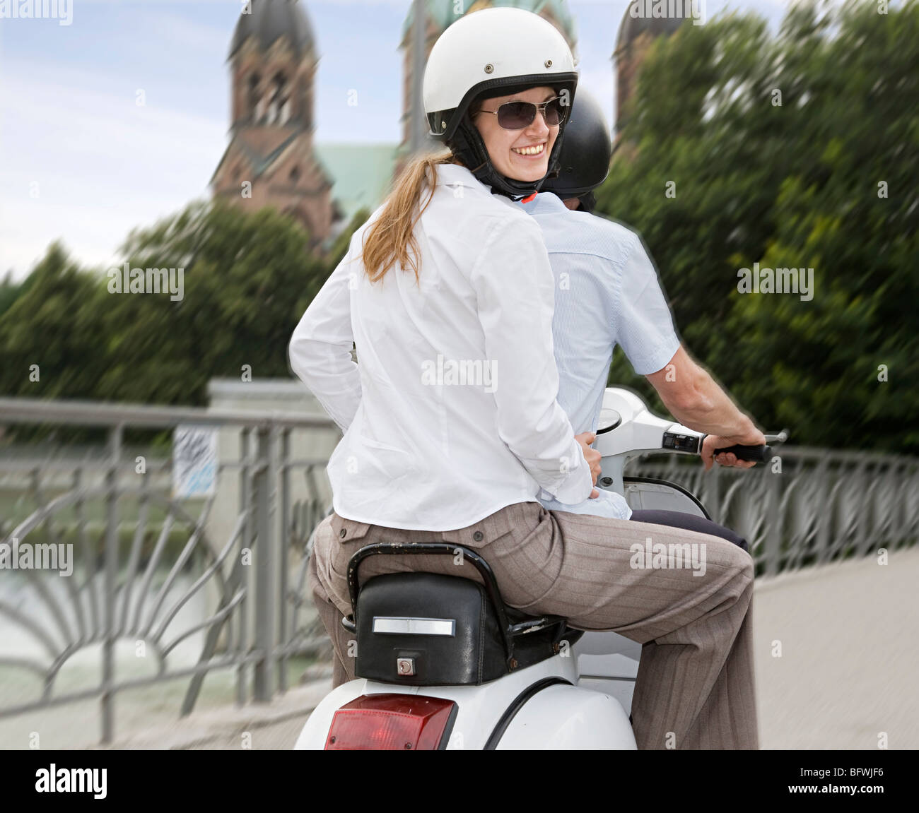 couple on scooter Stock Photo - Alamy couple on scooter Stock Photo - Alamy
