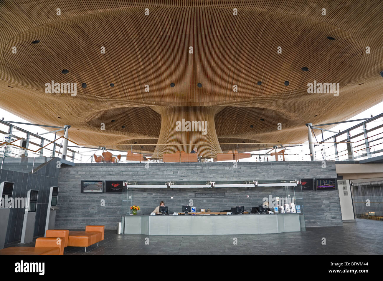 Unusual view of parliament hi-res stock photography and images - Alamy