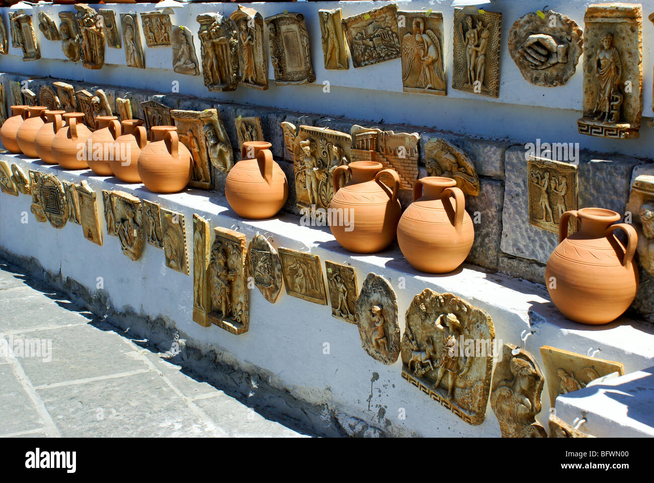 Potter at the wheel greek hi-res stock photography and images - Alamy