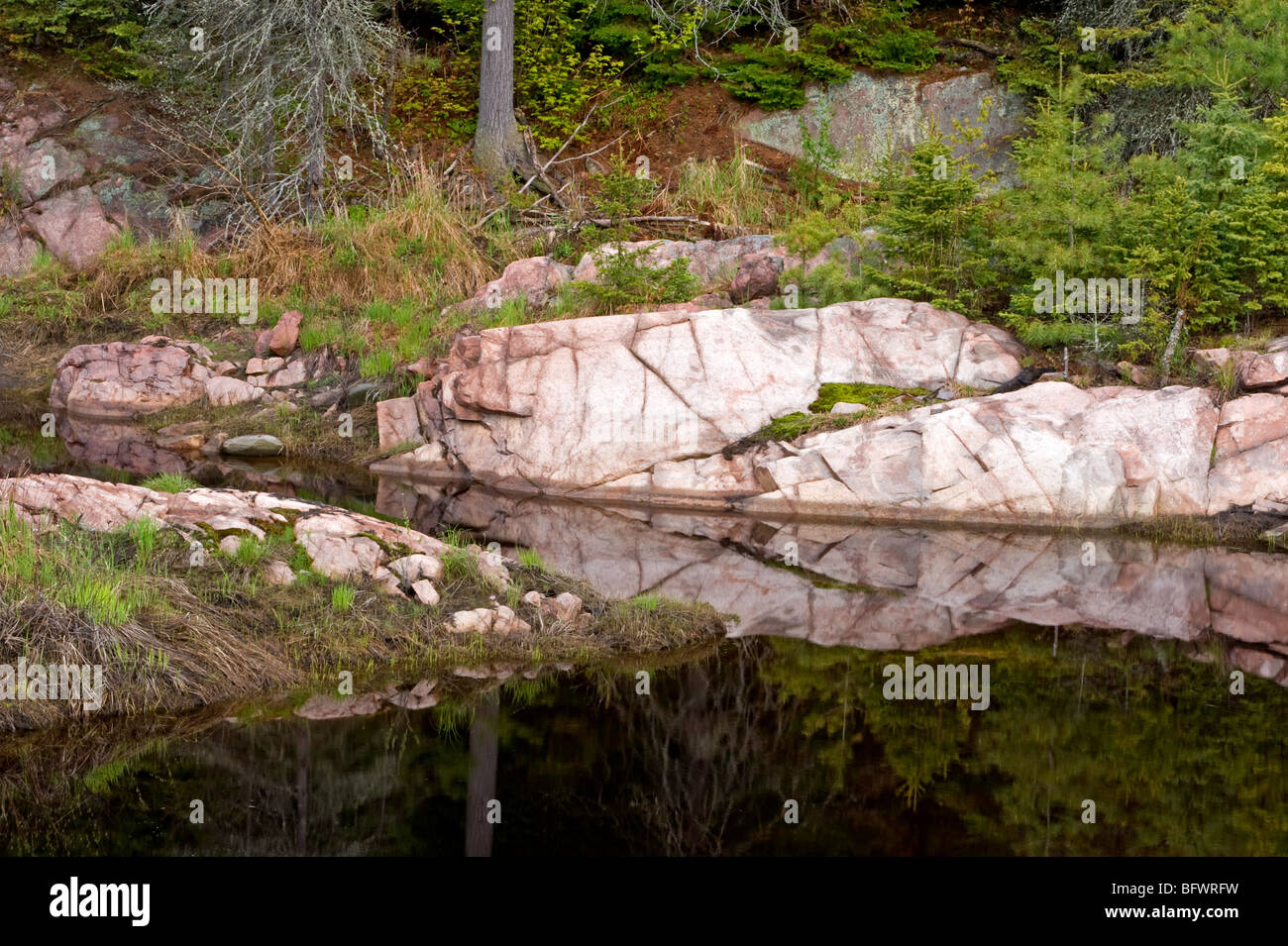White rock ponds hi-res stock photography and images - Alamy