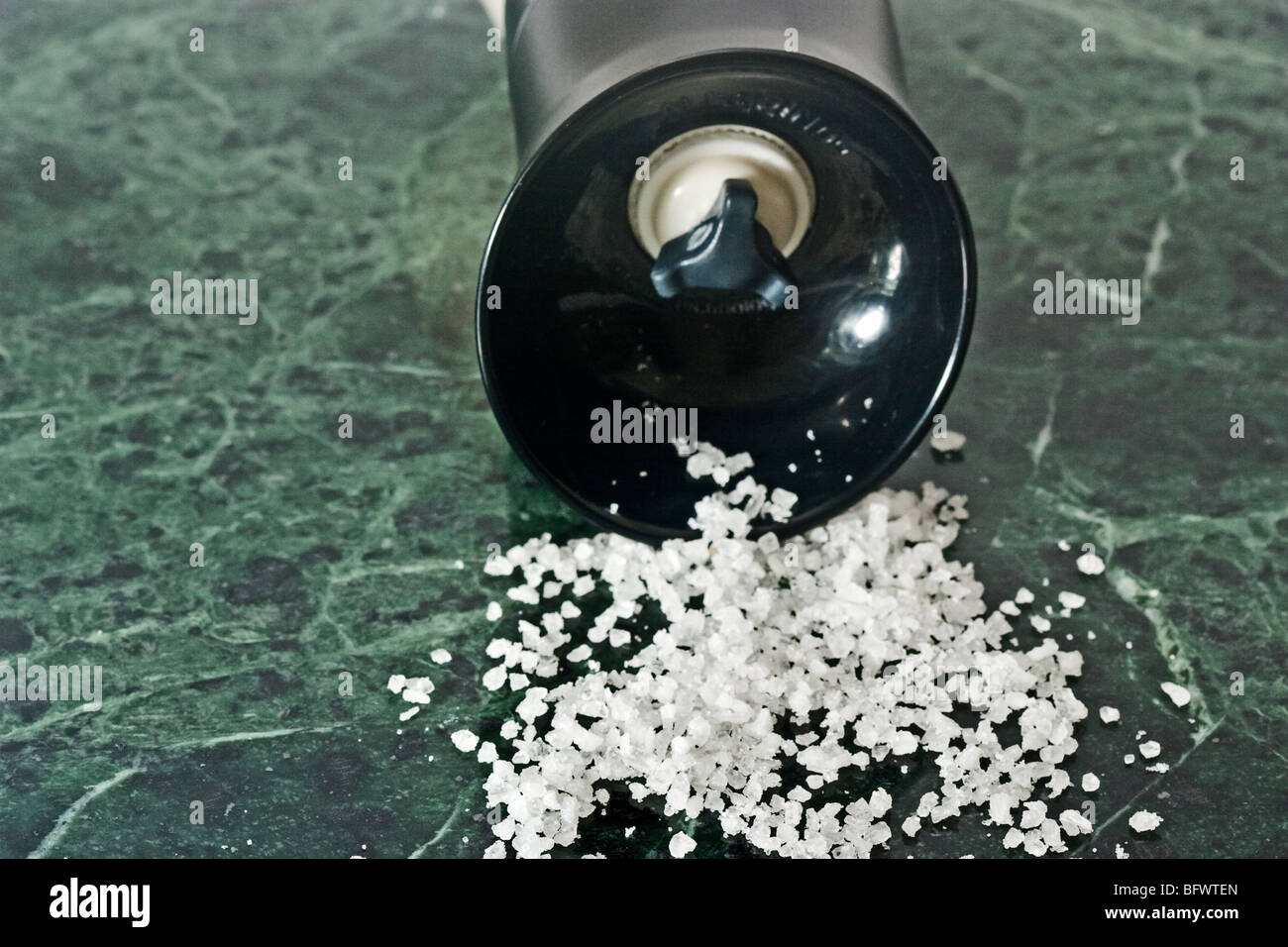 Salt shaker hi-res stock photography and images - Alamy
