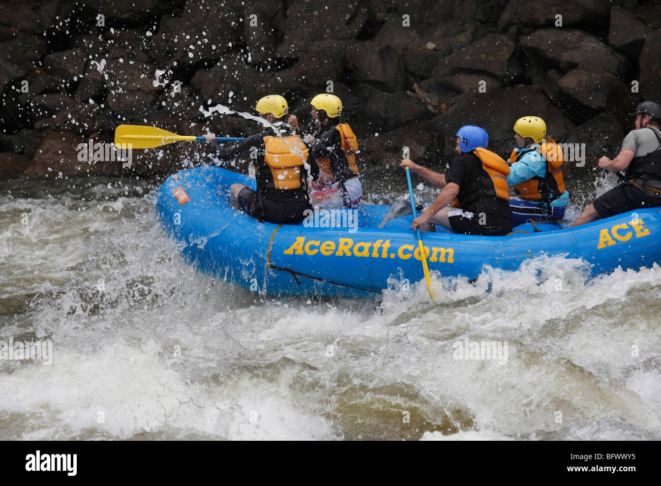 Inflatable life raft hi-res stock photography and images - Alamy