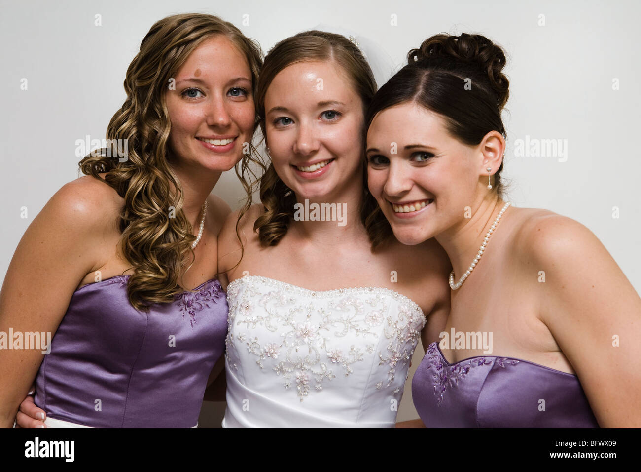 Bride and bridesmaids Stock Photo - Alamy