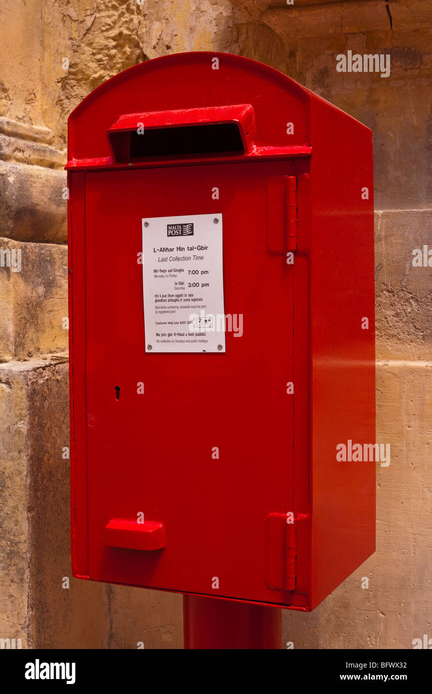 A traditional Post Box in L-Ahhar Hin ta- Gbir in Malta Stock Photo - Alamy