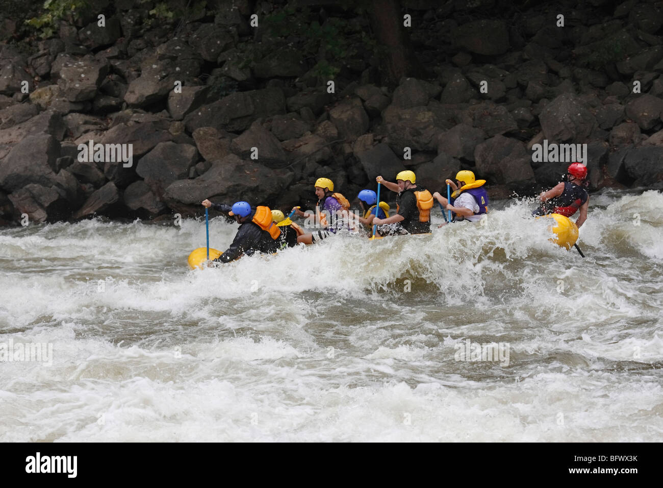 New river gorge national river rafting hi-res stock photography and ...
