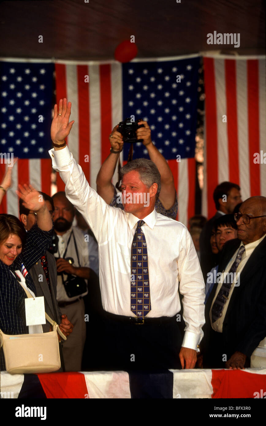 US President William Jefferson Clinton campaigns for re-election during ...