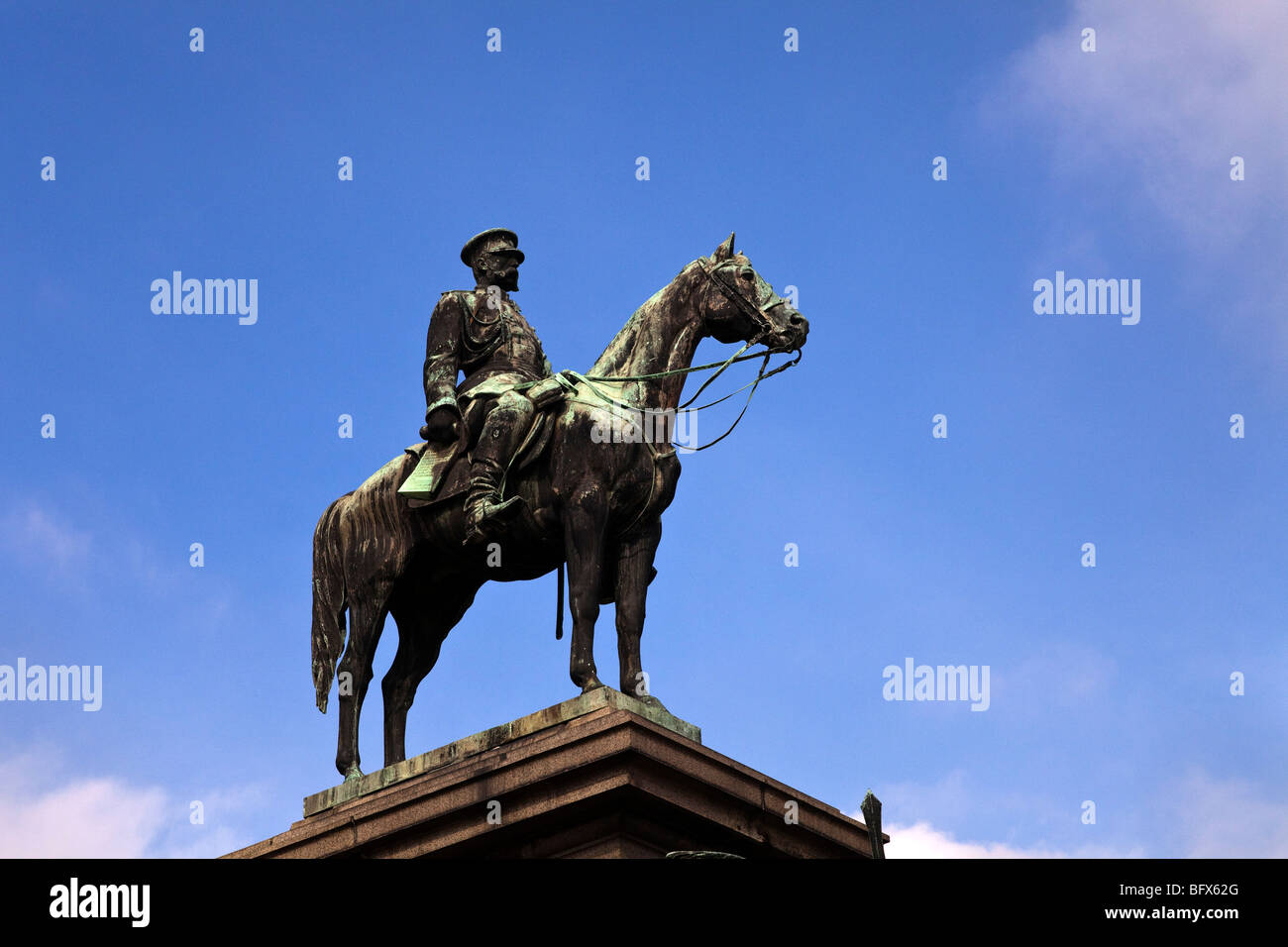 Tsar liberator statue hi-res stock photography and images - Alamy