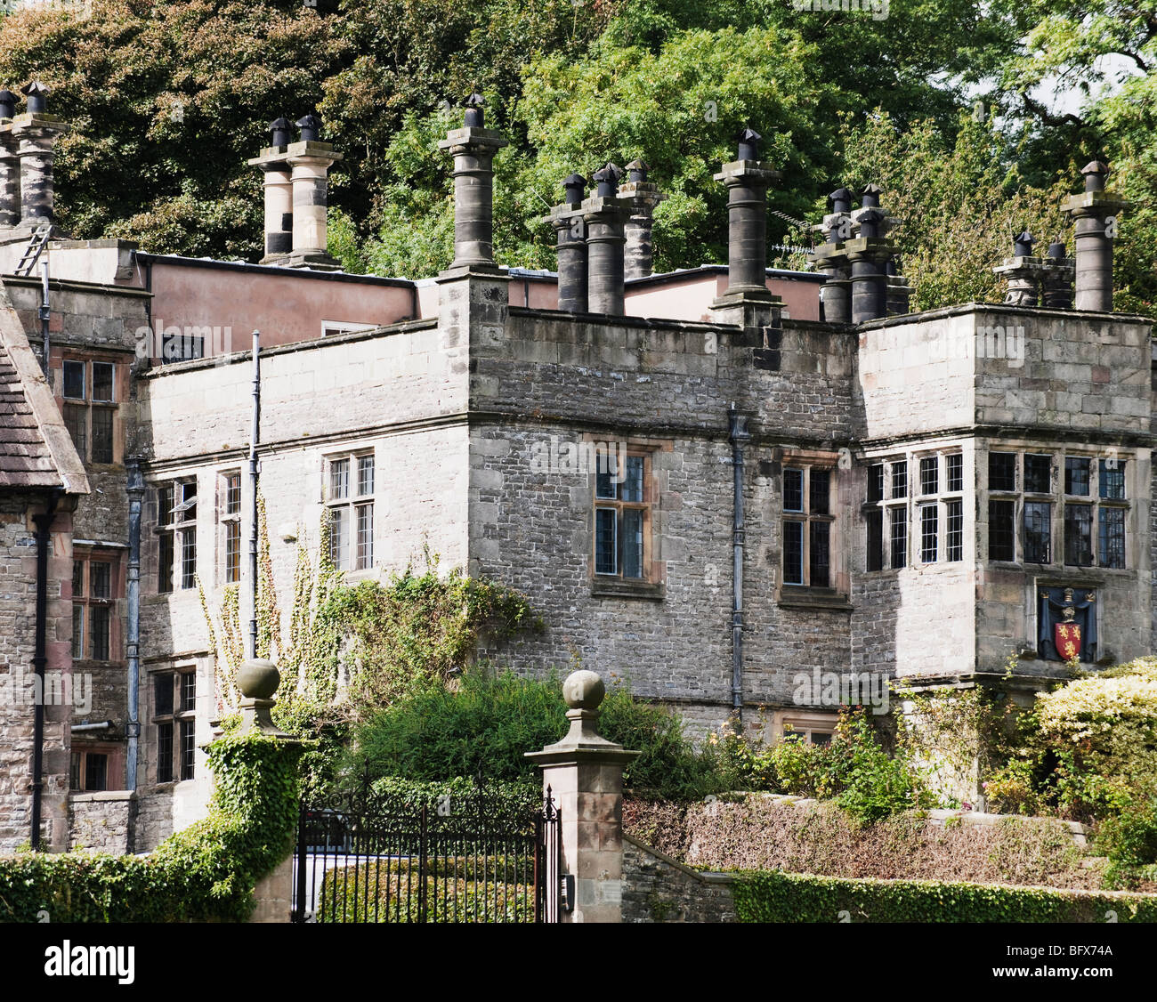 Tissington hall garden hi-res stock photography and images - Alamy