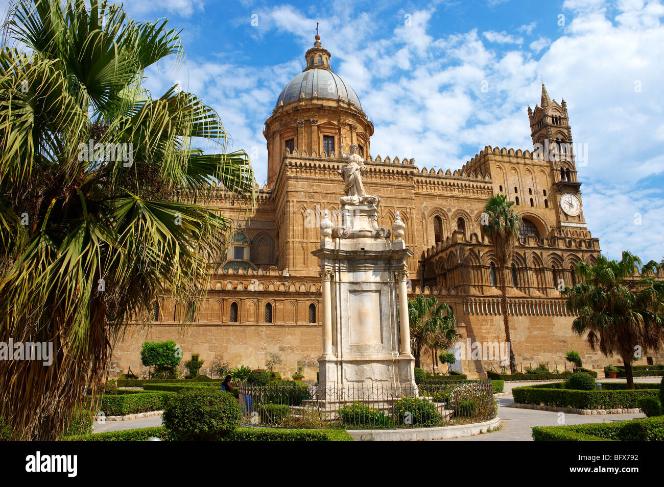 Palermo Cathedral, Sicily Stock Photo - Alamy
