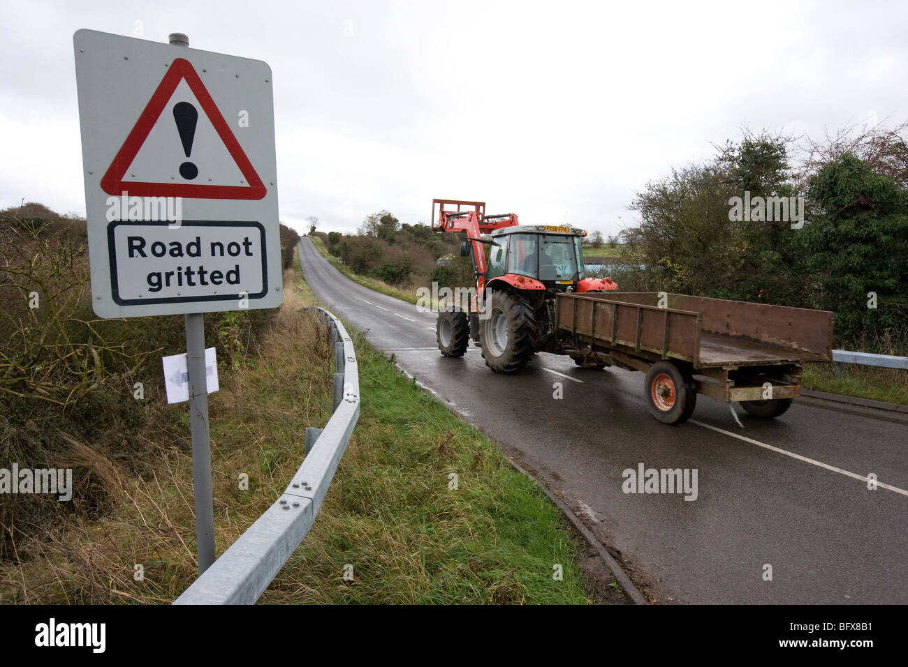 Road Not Gritted Sign Stock Photo - Alamy