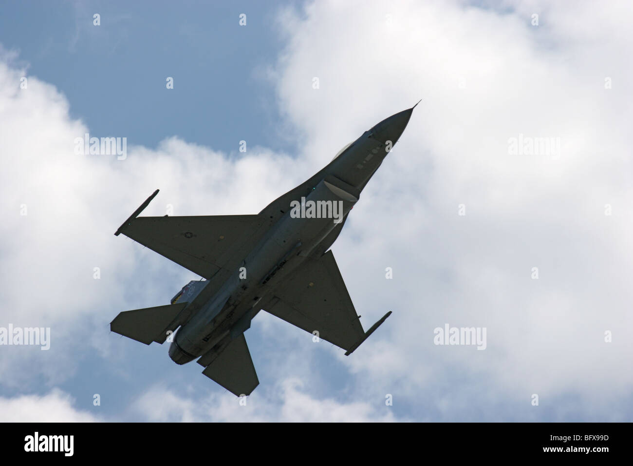 A Lockheed Martin makes a high alpha pass Stock Photo - Alamy