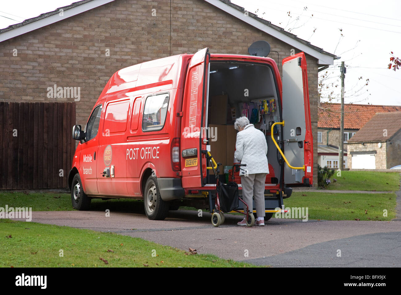 Mobile post office van hi-res stock photography and images - Alamy