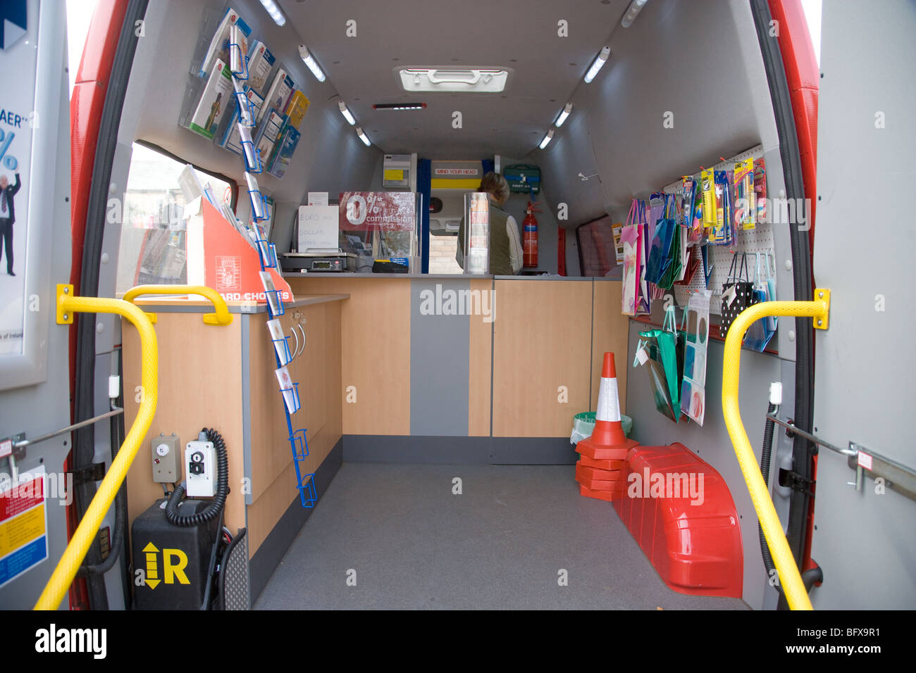 Post office van hi-res stock photography and images - Alamy