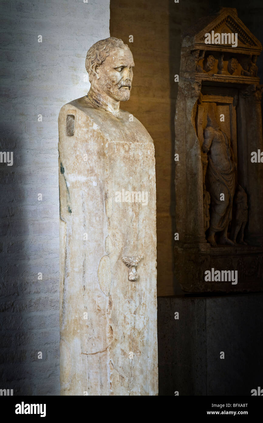 Orator hi-res stock photography and images - Alamy