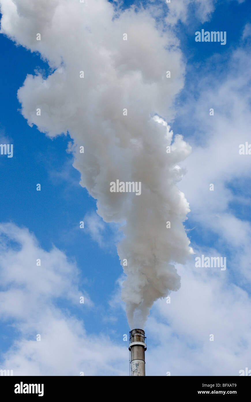 Smoke from flue hi-res stock photography and images - Alamy