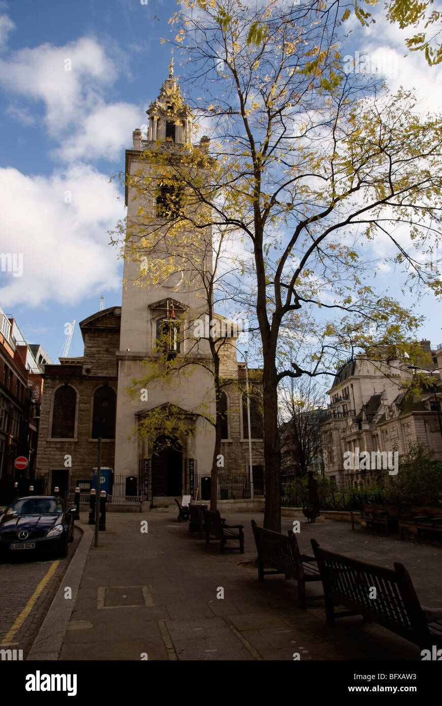 St James Garlickhythe Church Stock Photo - Alamy