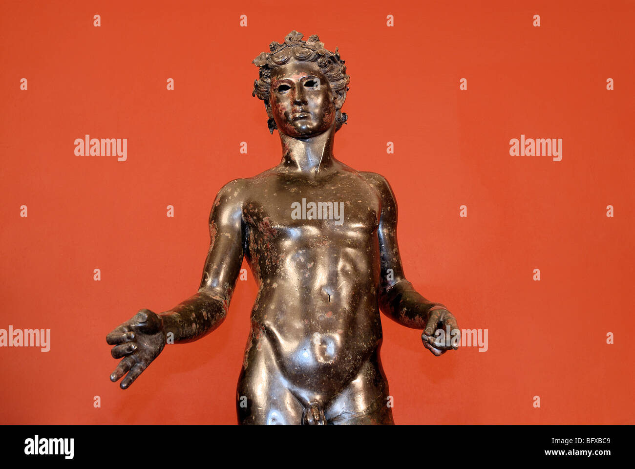 Roman bronze sculpture el efebo hi-res stock photography and images - Alamy