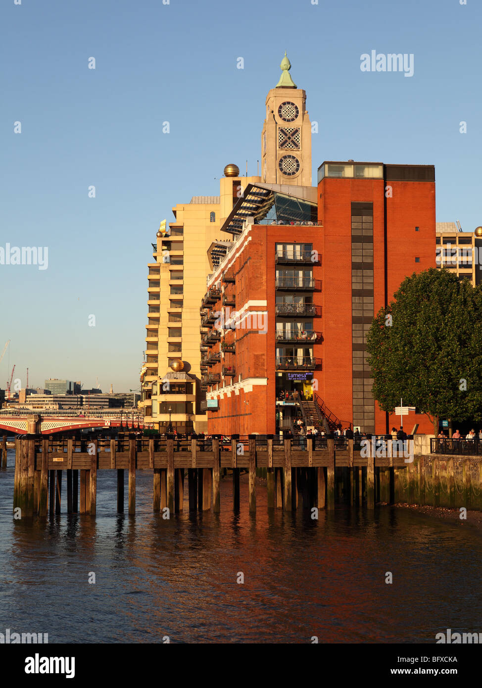 Oxo tower hi-res stock photography and images - Alamy