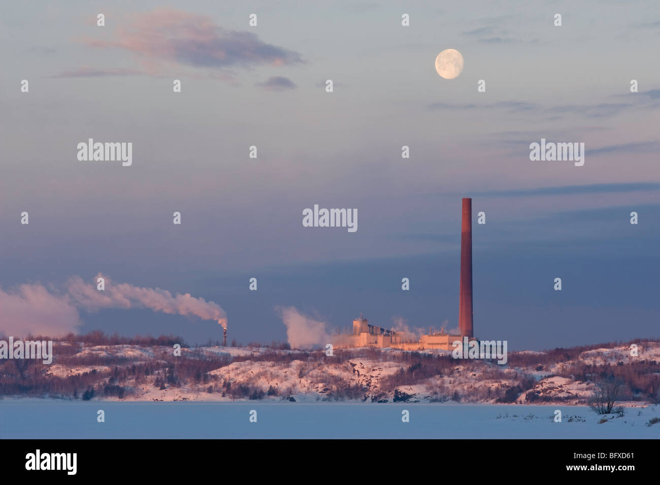 Dawn view full moon setting hi-res stock photography and images - Alamy
