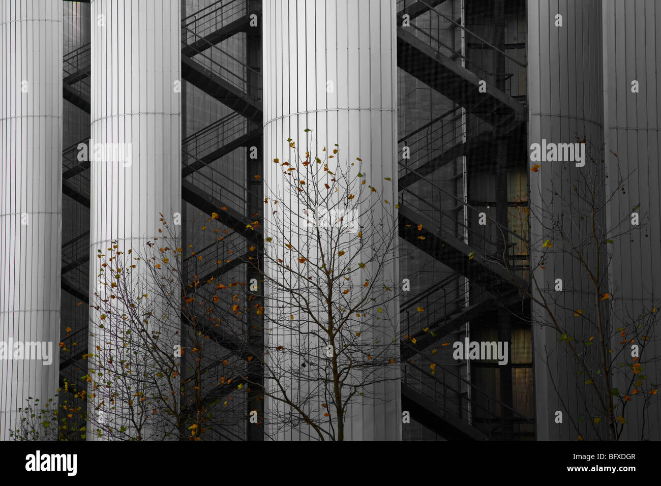 Fire escape on tall building hi-res stock photography and images - Alamy