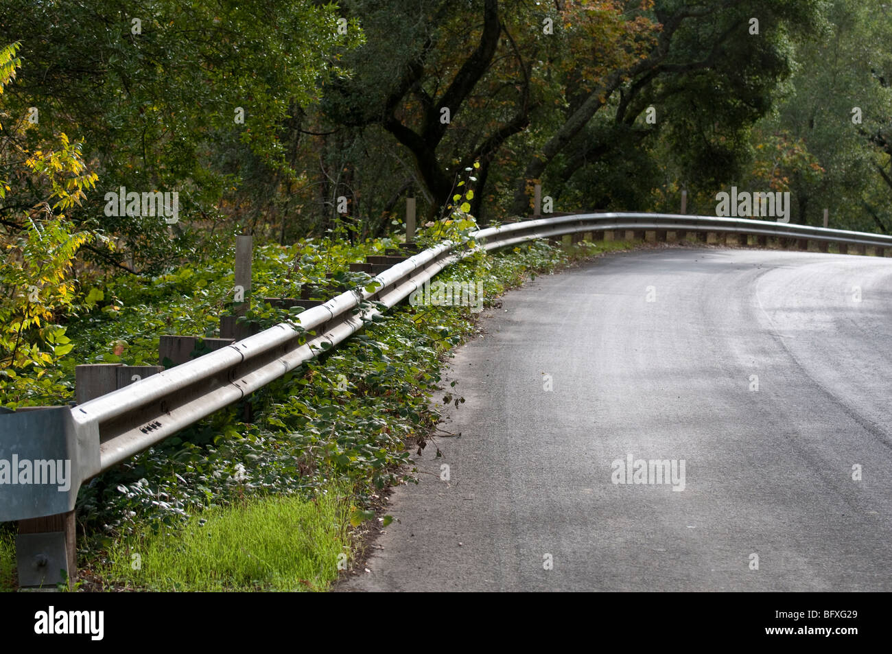 Safety guardrail hi-res stock photography and images - Alamy