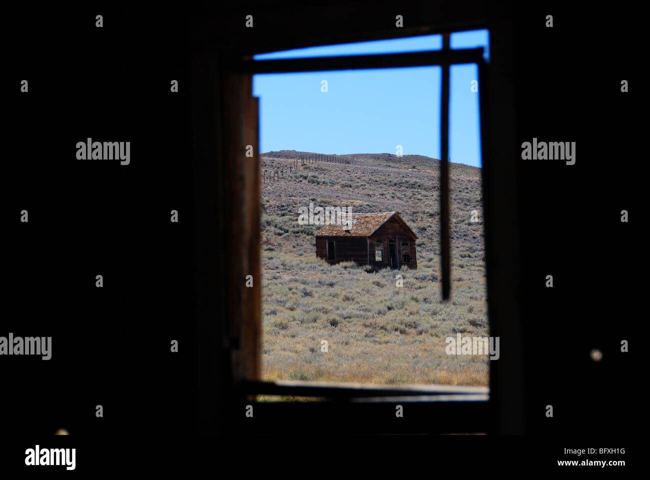 Ghost town window hi-res stock photography and images - Alamy