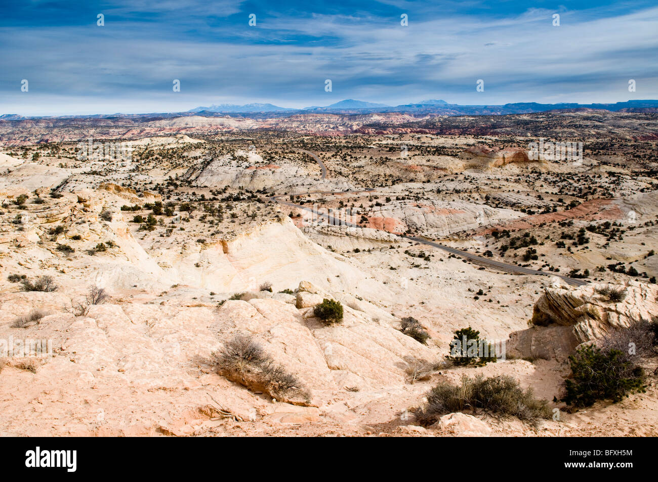 Desert scenery hi-res stock photography and images - Alamy
