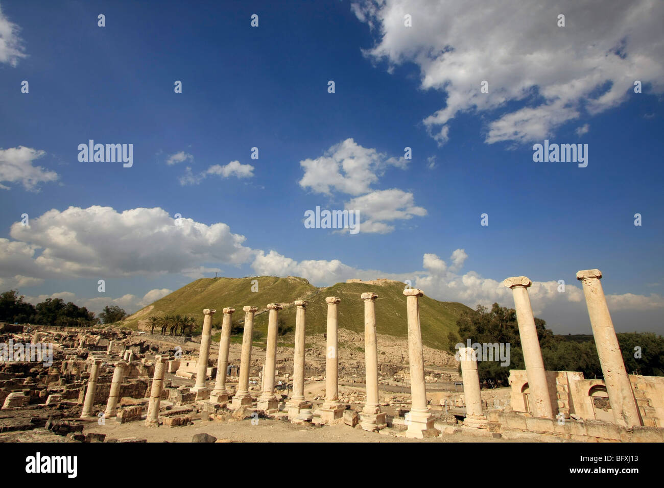 Israel, Beth Shean valley. Ruins of the Roman-Byzantine city ...
