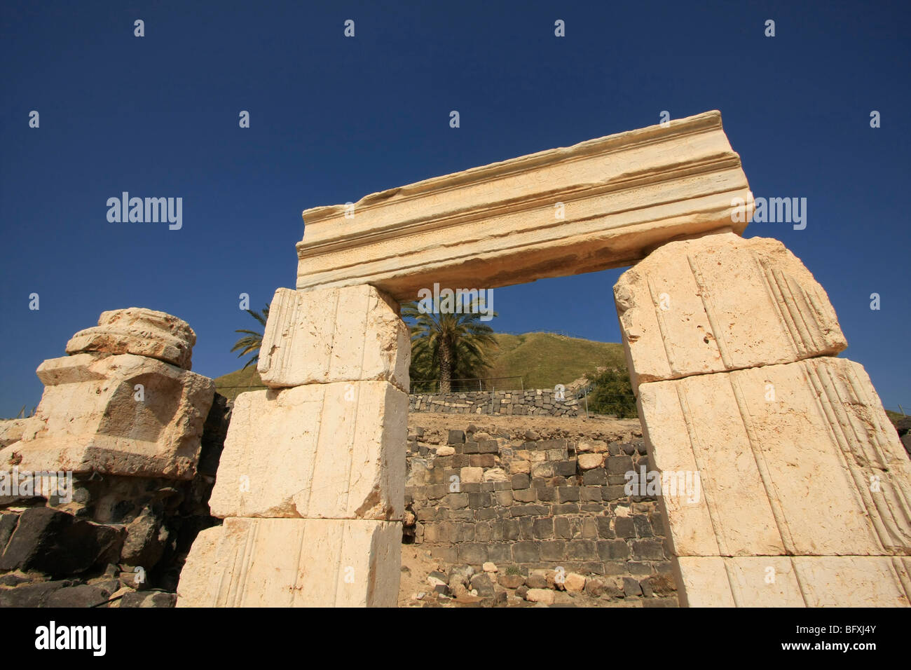 Israel, Beth Shean valley. Ruins of the Roman-Byzantine city ...