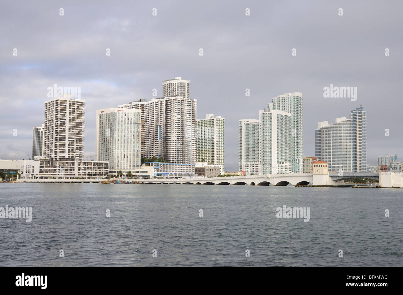 Downtown miami hi-res stock photography and images - Alamy
