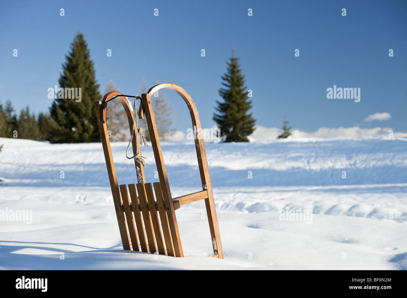 Sleigh in snow Stock Photo - Alamy