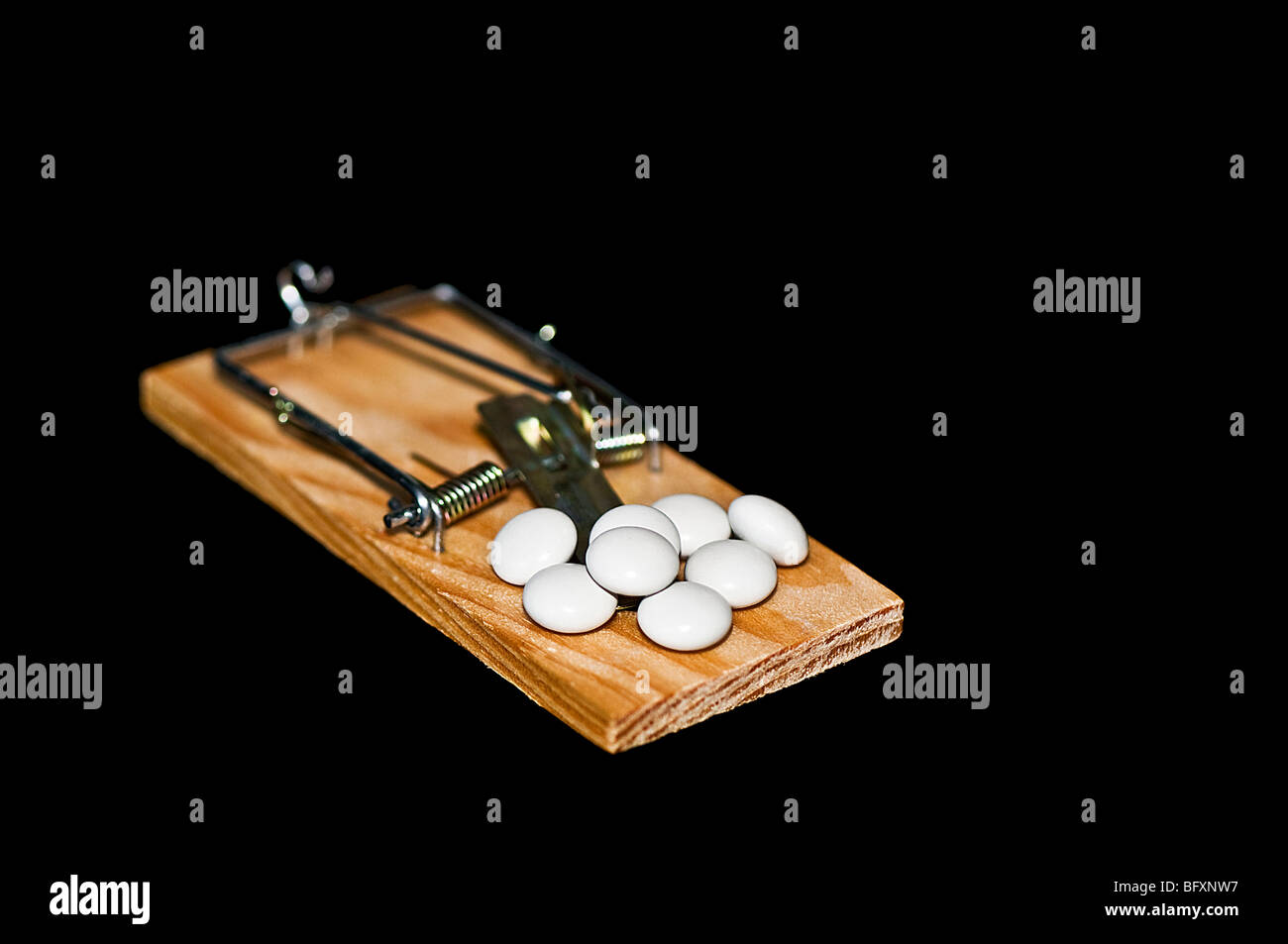 Drugs trap hi-res stock photography and images - Alamy