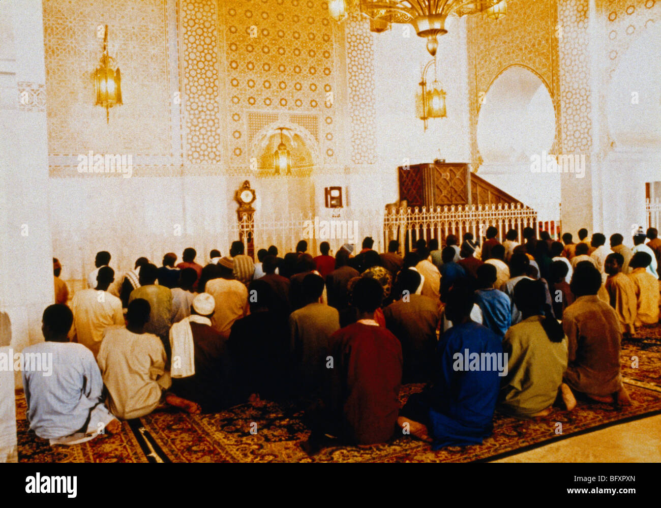 Senegal Muslims Praying In Mosque Stock Photo - Alamy