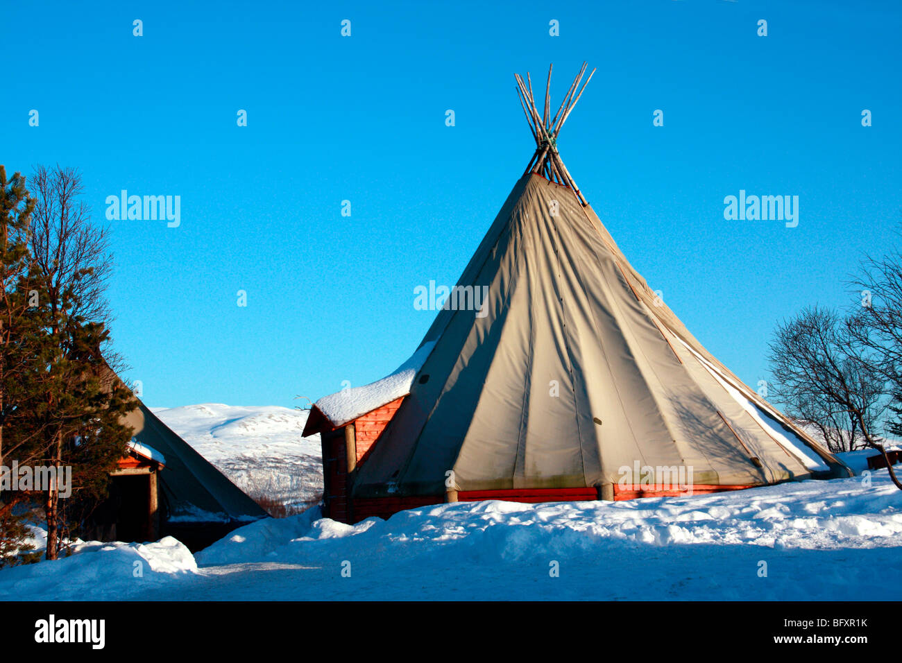 Goahti norway hi-res stock photography and images - Alamy