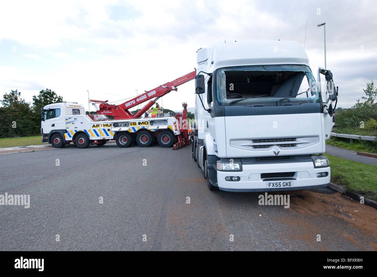 Lorry accident hi-res stock photography and images - Alamy