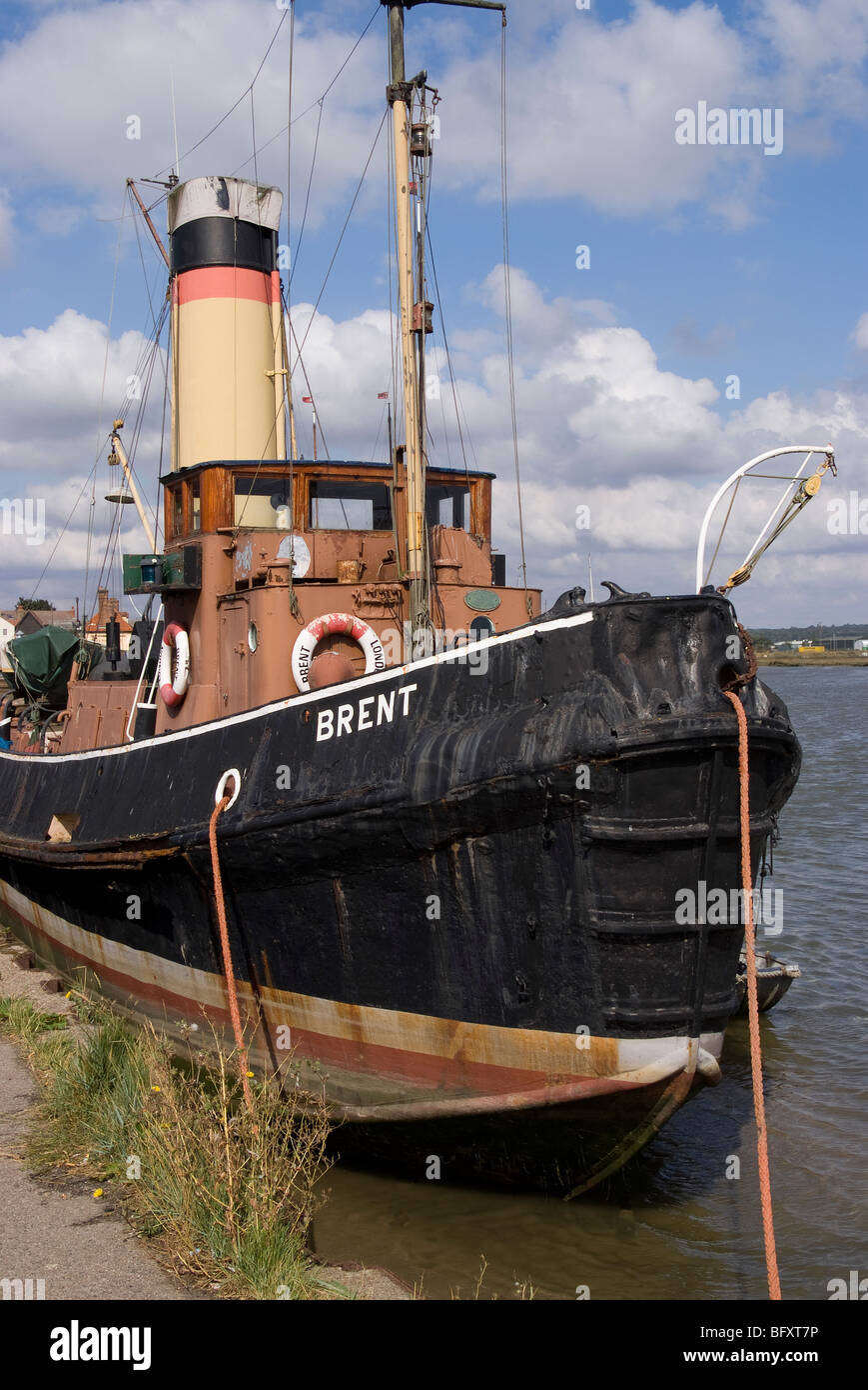 Old tugboat hi-res stock photography and images - Alamy