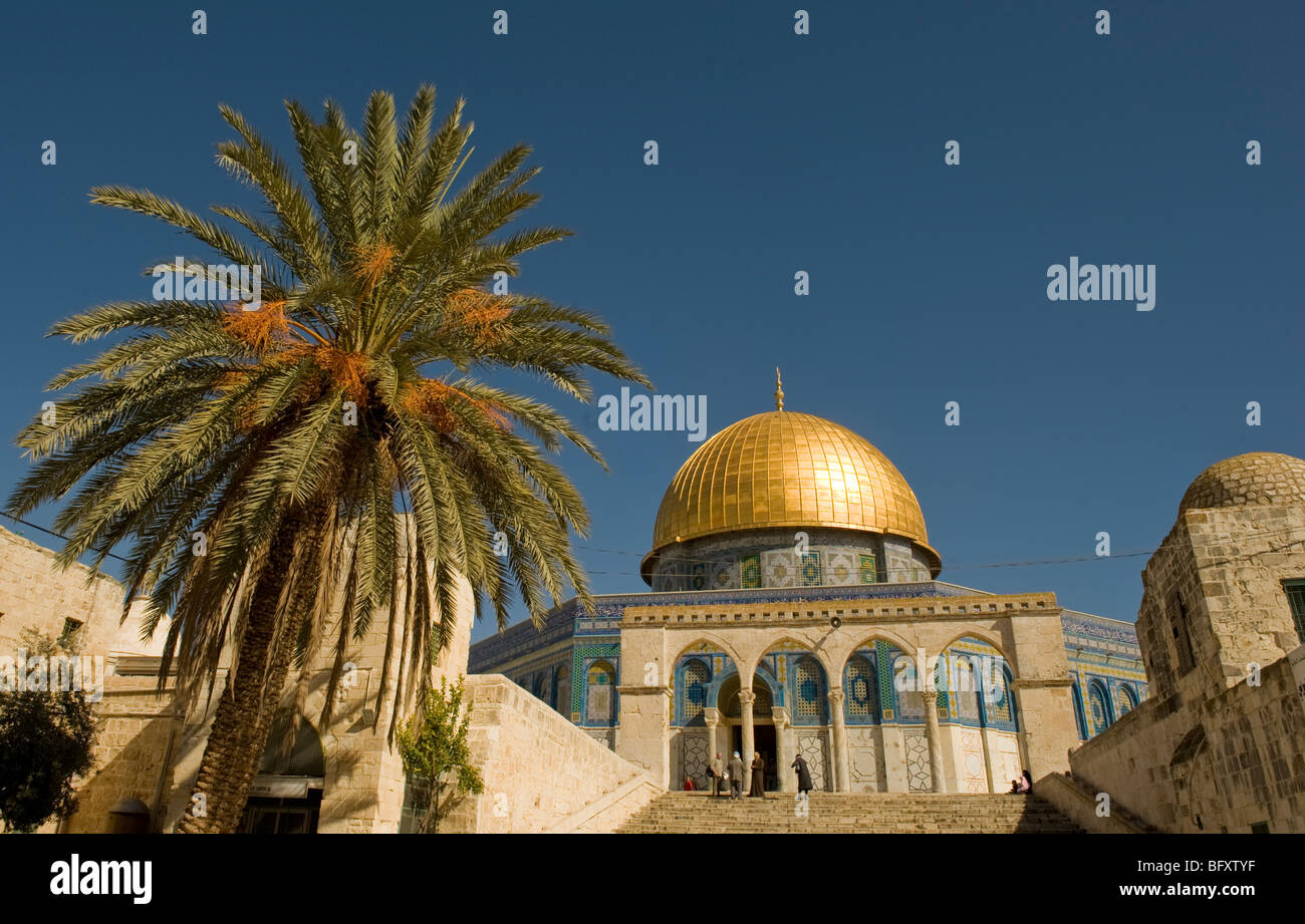 The Al-Aqsa mosque in the old city of Jerusalem Stock Photo - Alamy