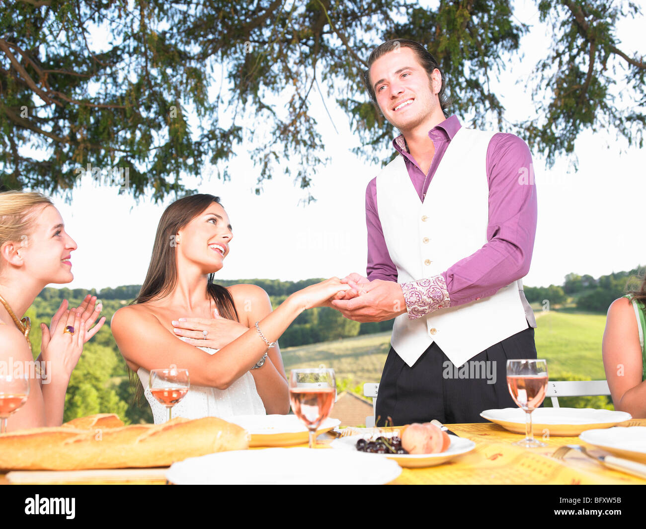 Couple having dinner exterior hi-res stock photography and images - Alamy