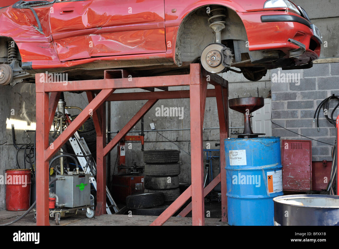 Oil scrap hi-res stock photography and images - Alamy