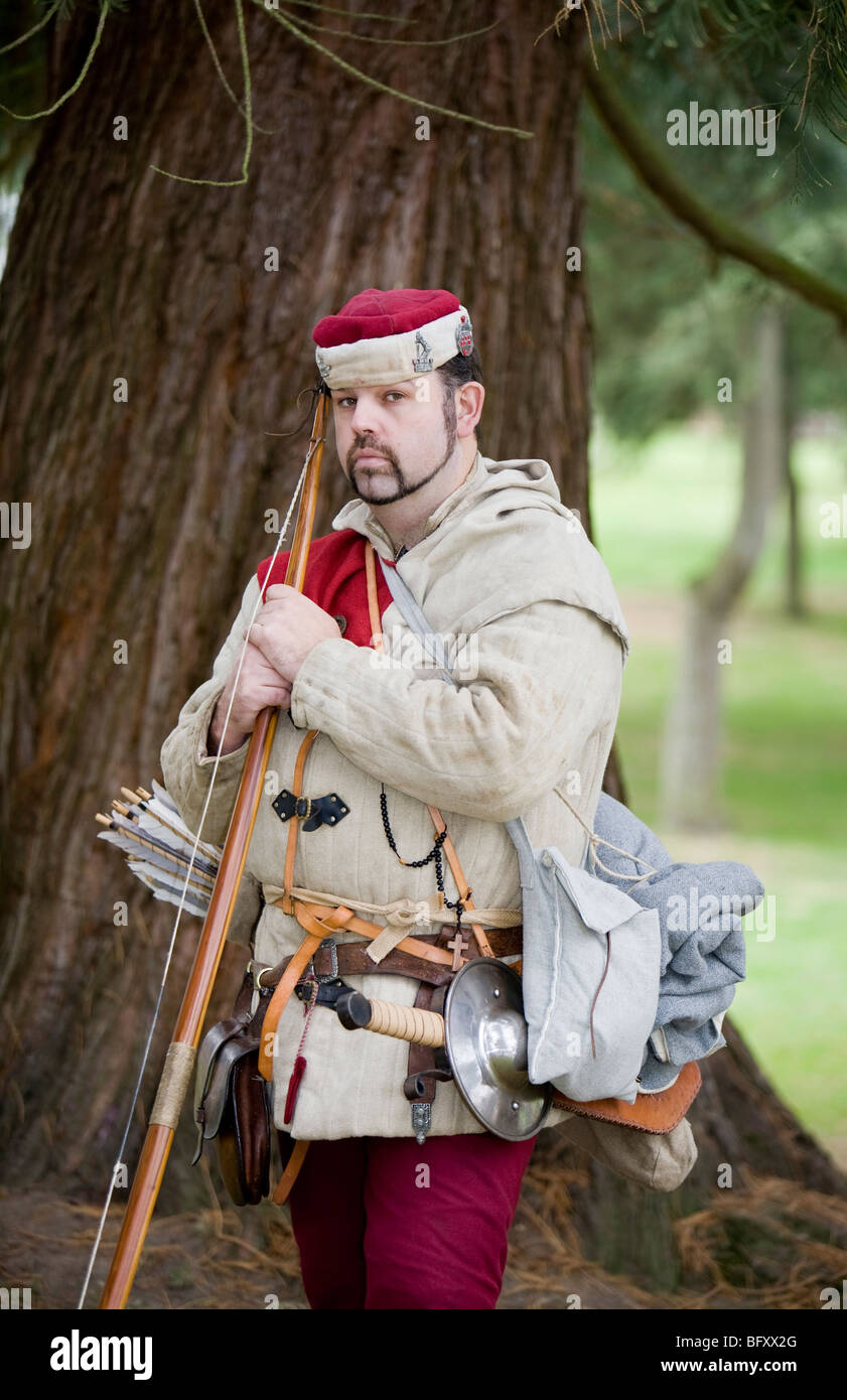 15th Century Archer portrayal at Mannington Hall Living History Fayre ...